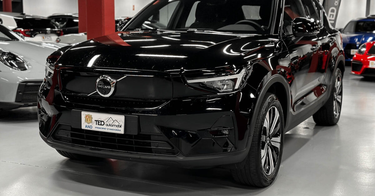 Cotxe d'ocasió Andorra - Volvo XC40 100% Elèctric 402cv 4x4 Twin Motor - Ted Automobil